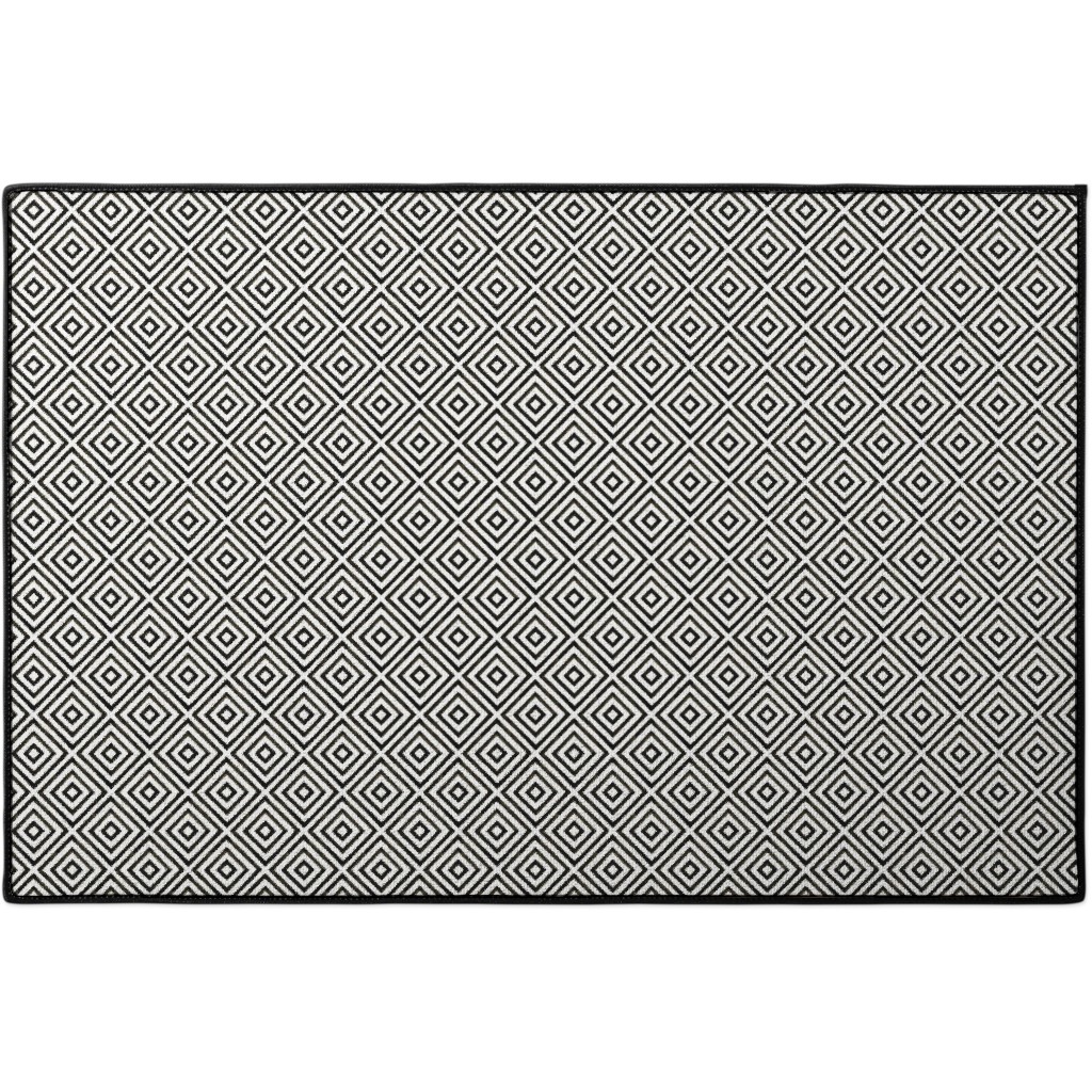 Diamond Pattern - Black and White Plates | Shutterfly
