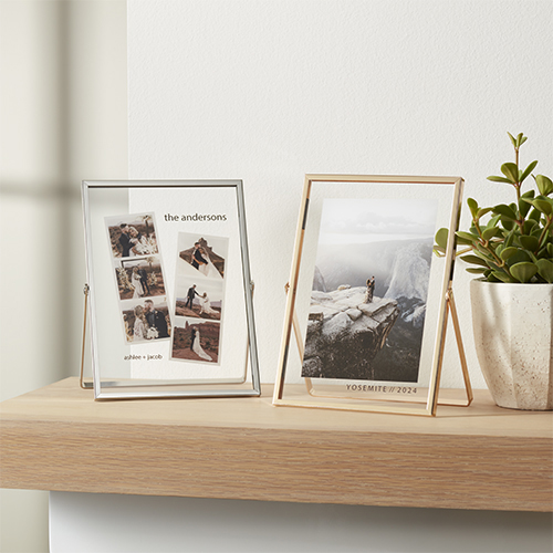 Floating framed store